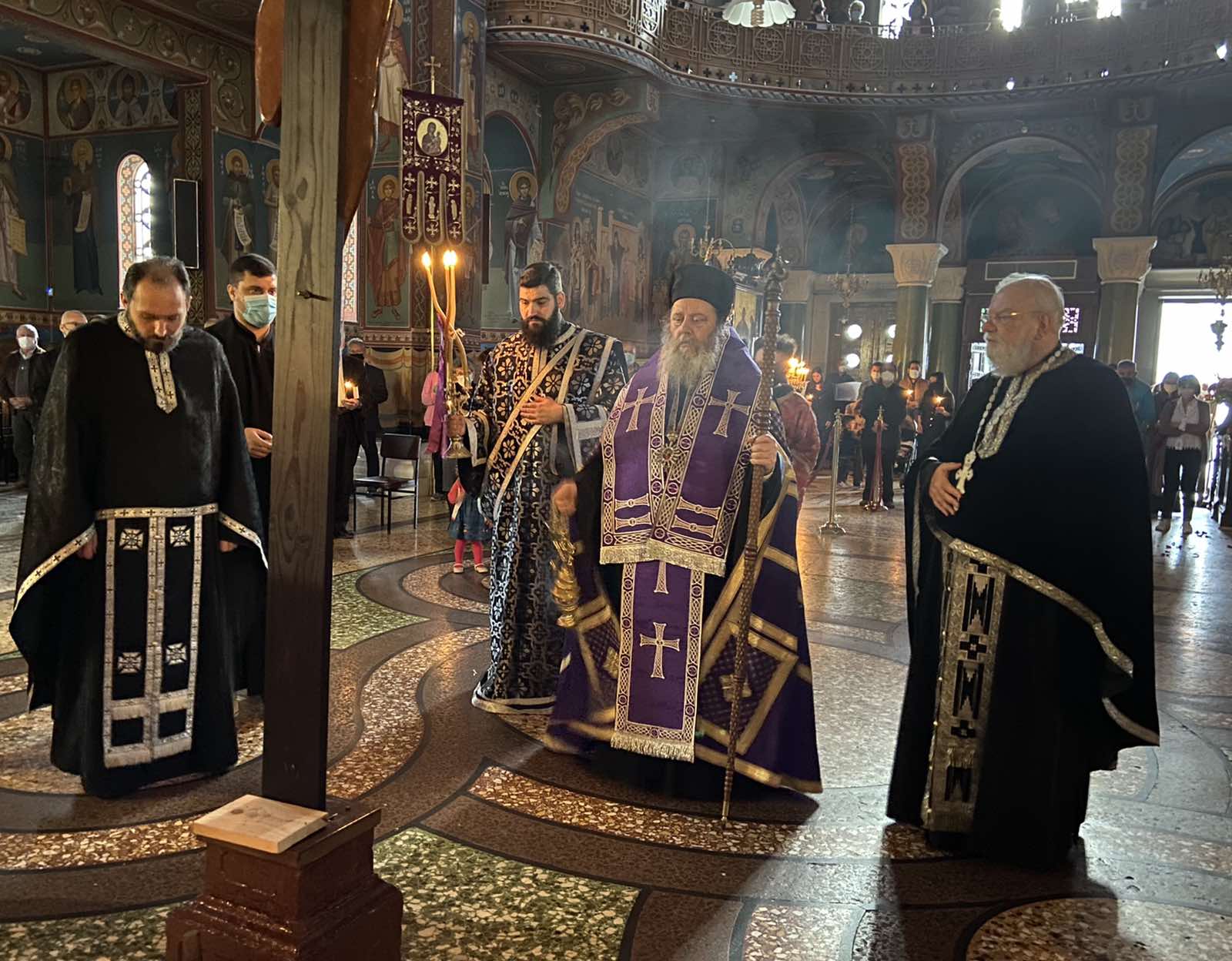 Ἱερά Μητρόπολις Πατρῶν » ΑΚΟΛΟΥΘΙΑ ΤΩΝ ΠΑΘΩΝ ΣΤΗΝ ΙΕΡΑ ΜΗΤΡΟΠΟΛΗ ΠΑΤΡΩΝ